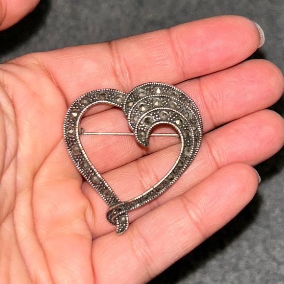 Chico's | Jewelry | 24 Aha Chicos Silver Marcasite Open Work Heart 15 ...
